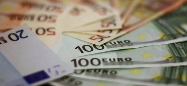 Banque – Remise de chèque
